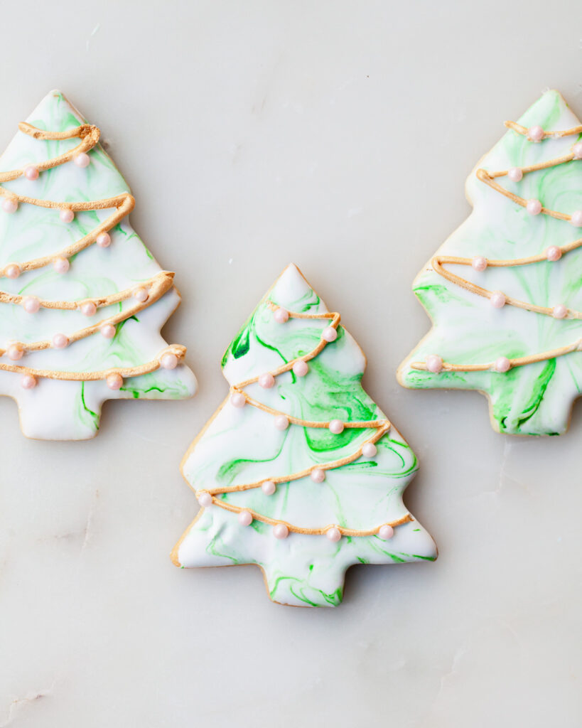 Decorating Christmas Cookies: 3 Ways - Style Sweet
