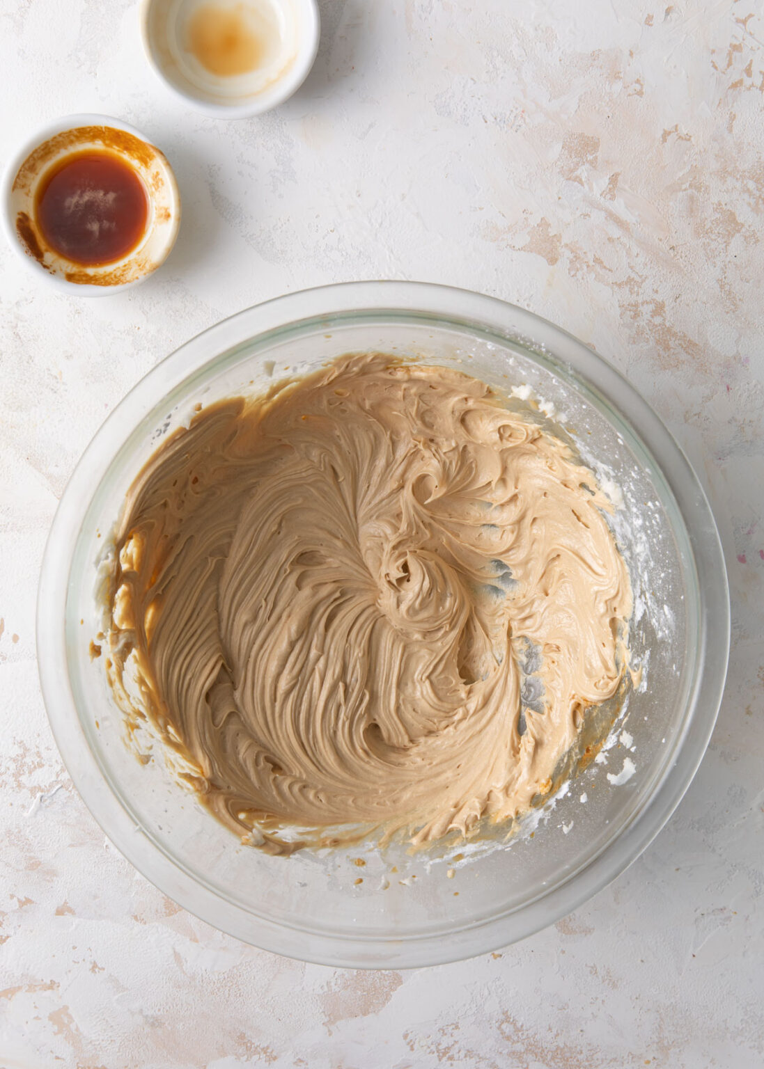 Easy Coffee Buttercream - Style Sweet