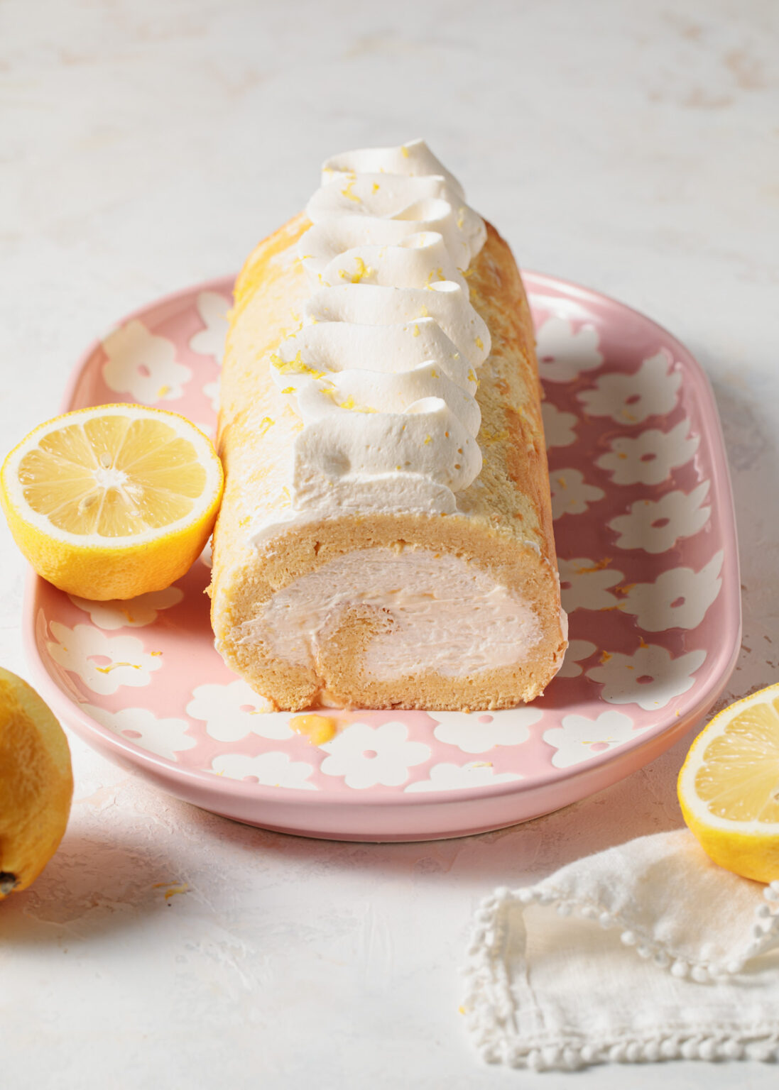 Lemon Swiss Roll - Style Sweet